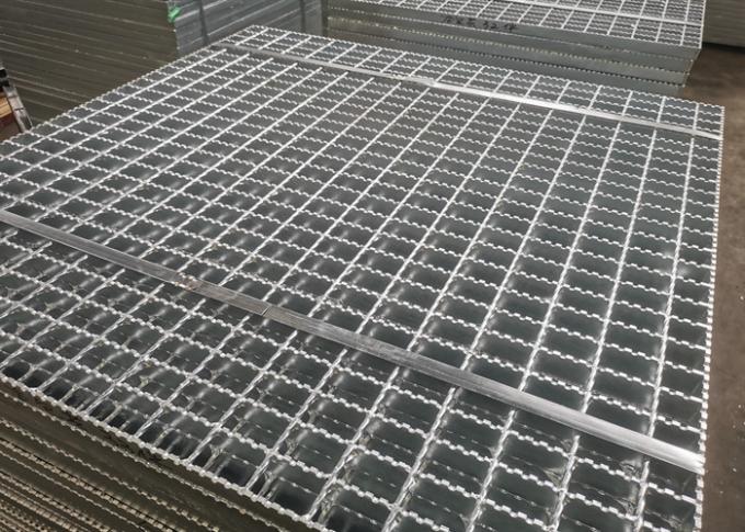 ความกว้าง 2 เมตรน้ำหนักเบา Walkway Grating Powder Coating Pressure Welding